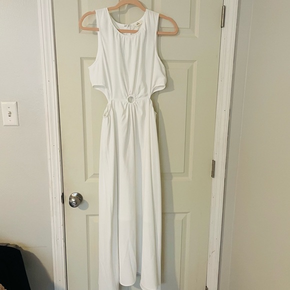 entro | Dresses | Entro White Cutout Maxi | Poshmark